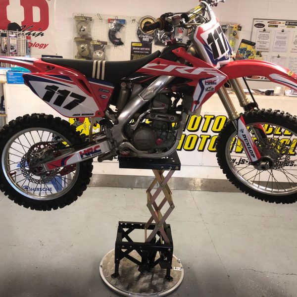 Moto-Mat Turntable